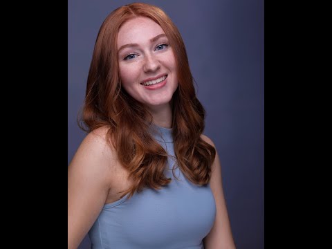 Jenna Moloney - "The Play That Goes Wrong" Annie Read