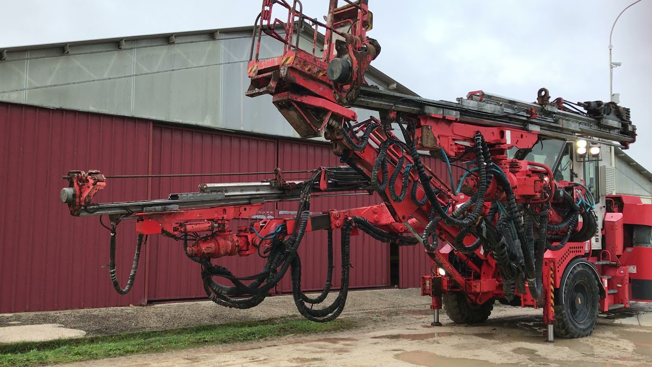 Sandvik  DT820-SC-TCAD-TLOG JUMBO - 2-arm directional drilling rig - Auction 38906 lot 1