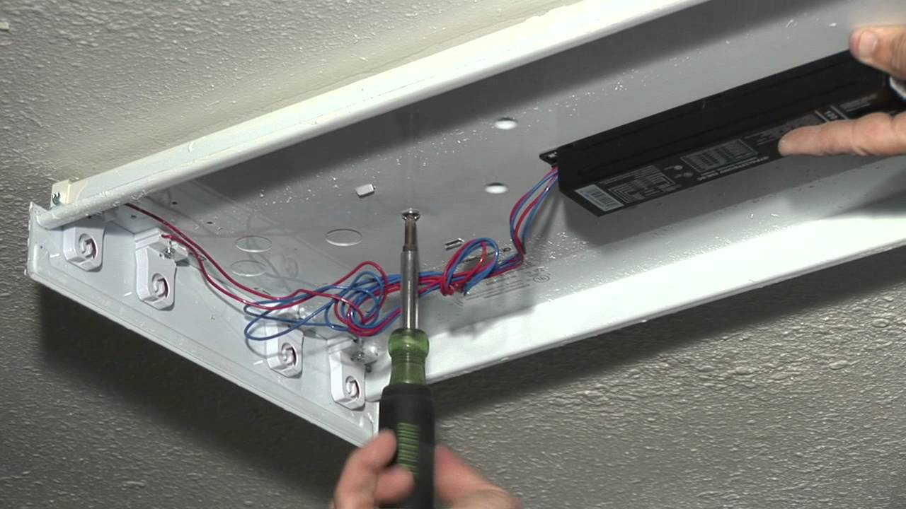 Electrical Help : How to Install a Light in the Kitchen