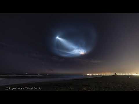 Time lapse of the SpaceX Falcon 9 rocket launch from Huntington Beach, CA - 4K version