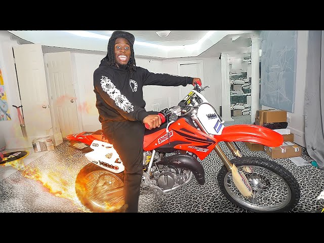 Kai Cenat's 5 most popular stunts that could've ended in disaster