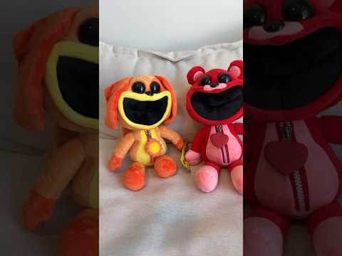 DOGDAY AND BOBBY BEARHUG ARE HERE!!! 🤯🤯 #smilingcritters #dogday #plushtoys #plush