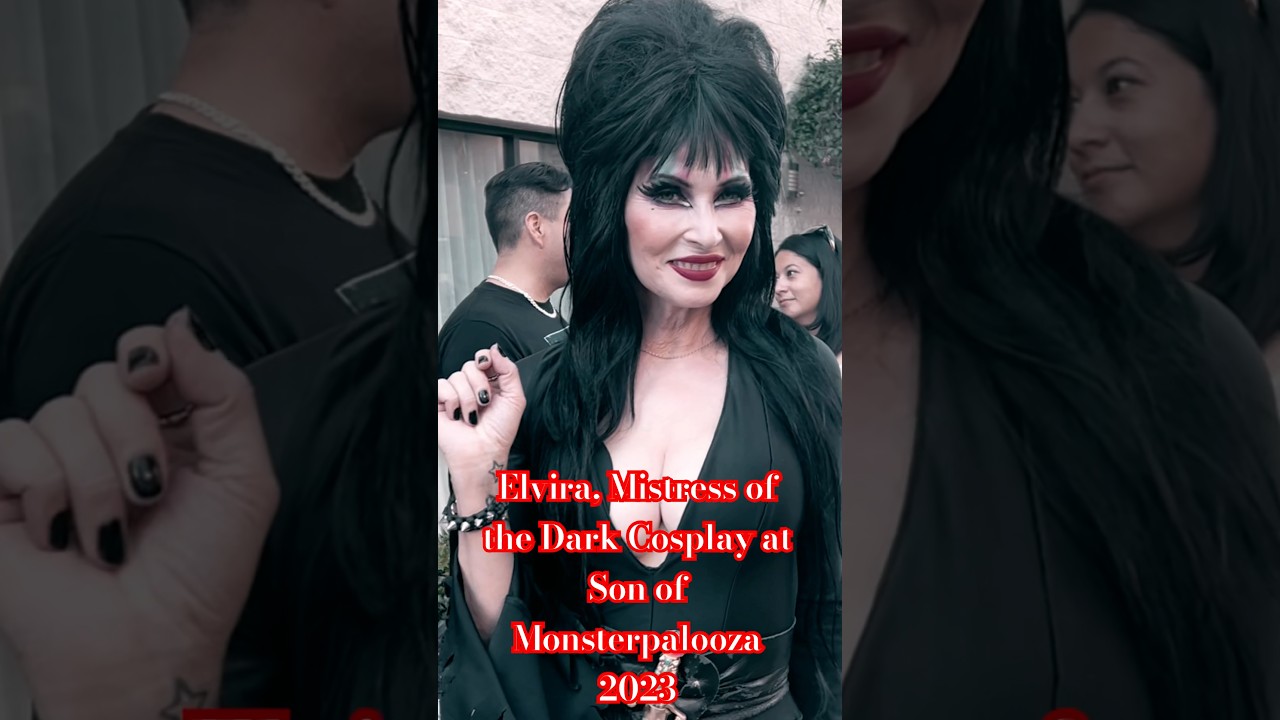 Elvira, Mistress of the Dark Cosplay at Son Of Monsterpalooza 2023 #elviramistressofthedark #2023