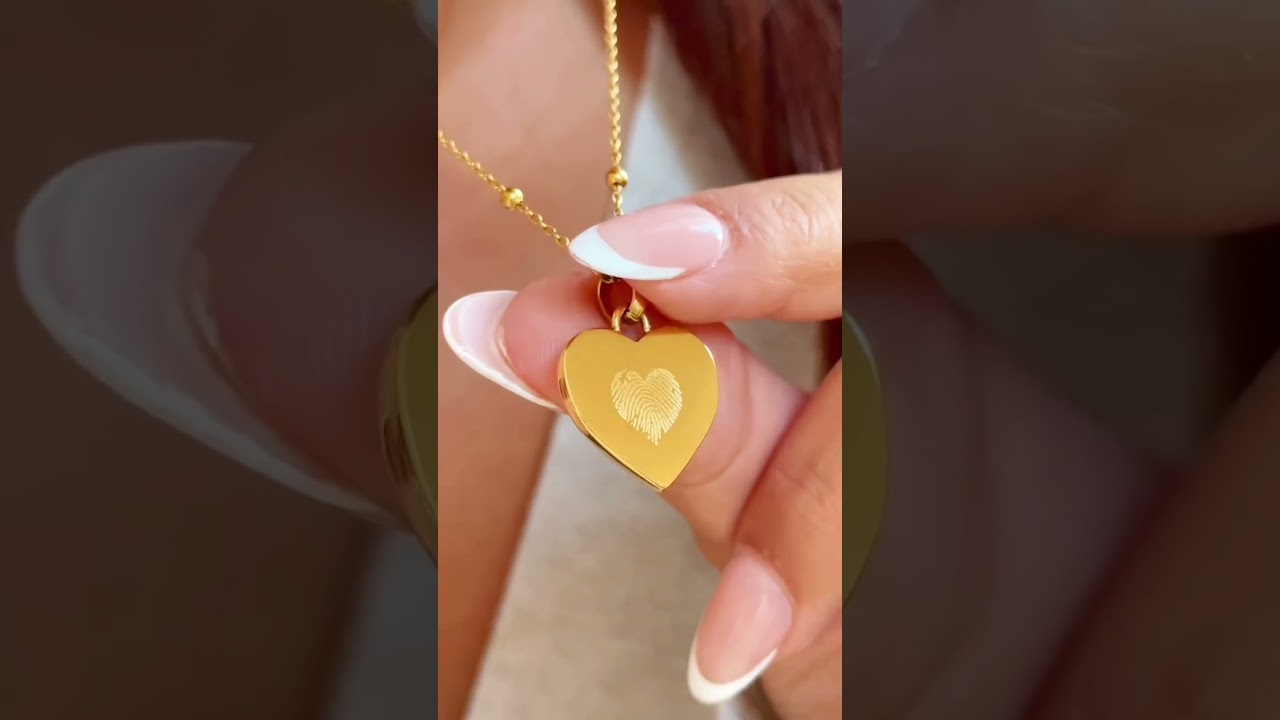 Introducing the Uniquely Yours Fingerprint Heart Necklace, a one-of-a-kind piece. ✨