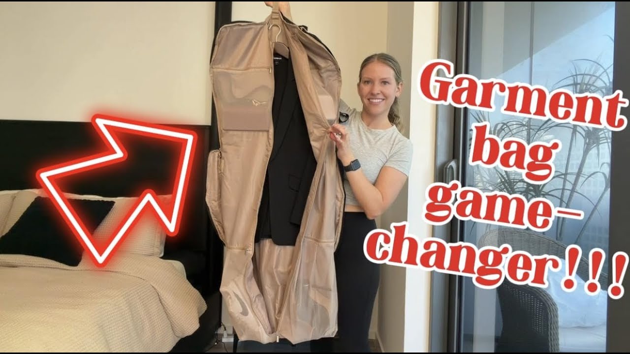 Stay hydrated and stylish on the go with these travel essentials!