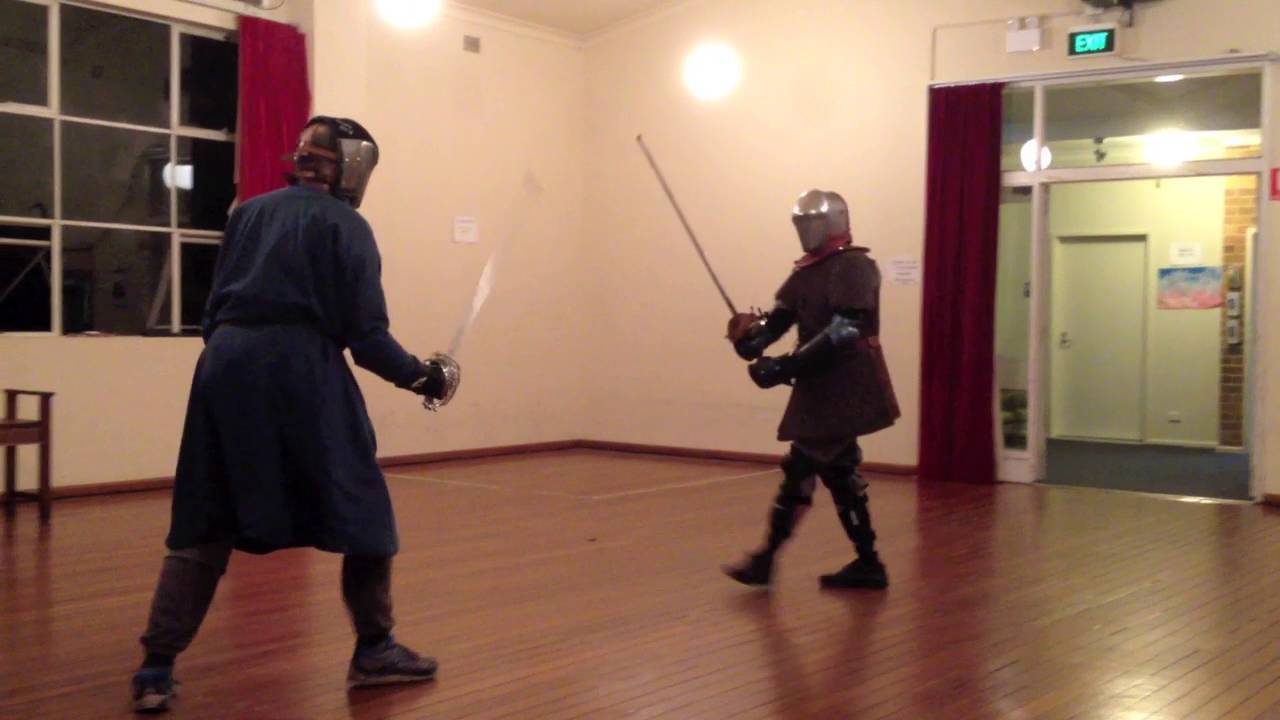 Longsword vs Broadsword