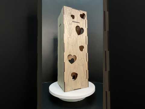 Caja para vino de madera - modelo Corazones - San Valentín -