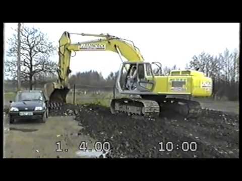 Sumitomo SH 300 Excavator Grading / Leveling