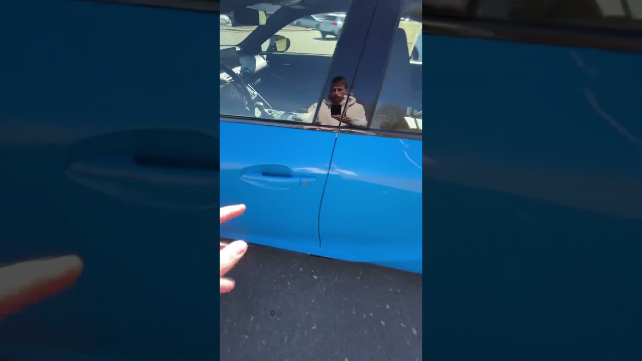 ¡1 de 150! ¡Lexus IS 500 F Sport Premium 2024! ¡Vector azul!