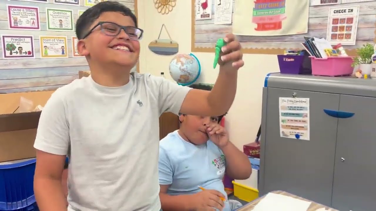 What is the Spark STEAM Kit Classroom Bundle? | Intro Video