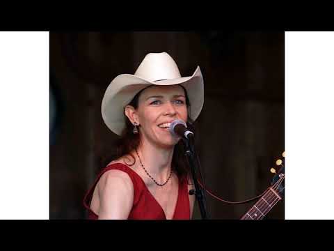 Gillian Welch Biography