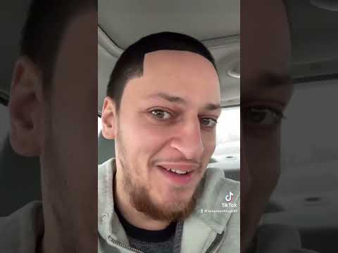 When a white guy goes to a black barber shop lmaooo #WtfMan