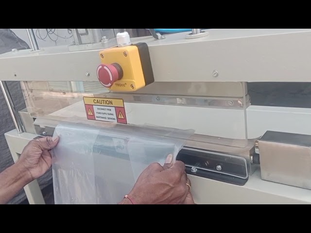 Pneumatic Sealing Machines - 25 kg / 30 Kg / 50 Kg Material - Pneumatic ...