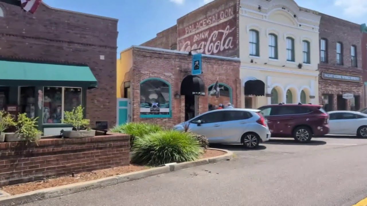 Discover the heart of Fernandina Beach on Centre Street