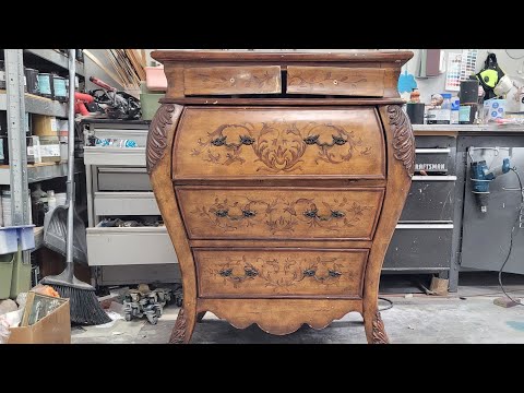 Live painting with Brushed by Brandy-Sharing Furniture Artistry