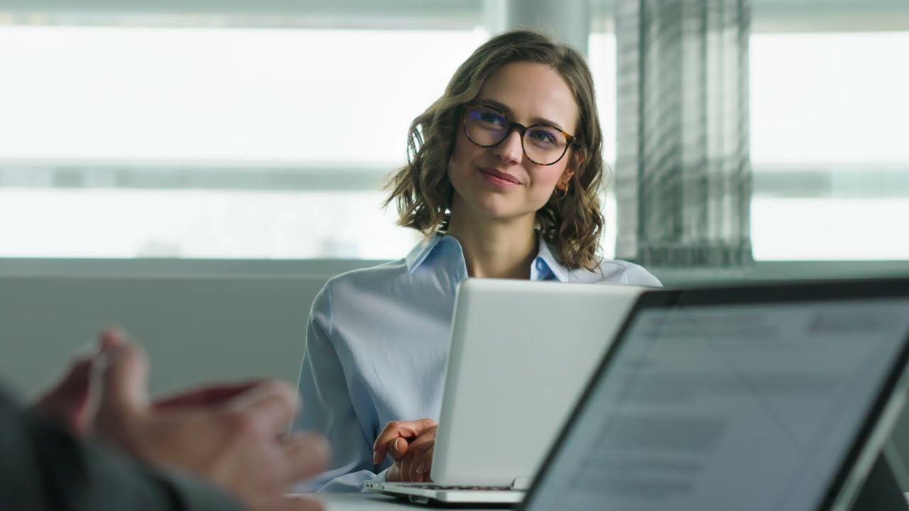 SCHNEIDER IT MANAGEMENT: Online Services, Software Licenses, and their Management