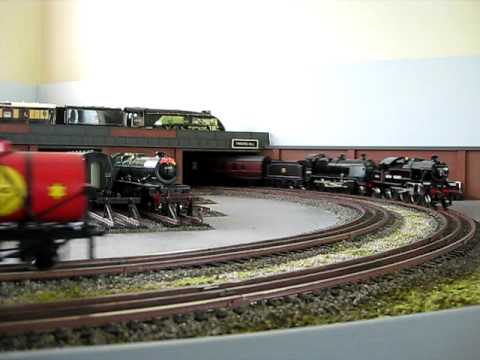 Double Heading 42576 Stanier 2-6-4t And 31407 N Class Mogul at Tinkers Hill