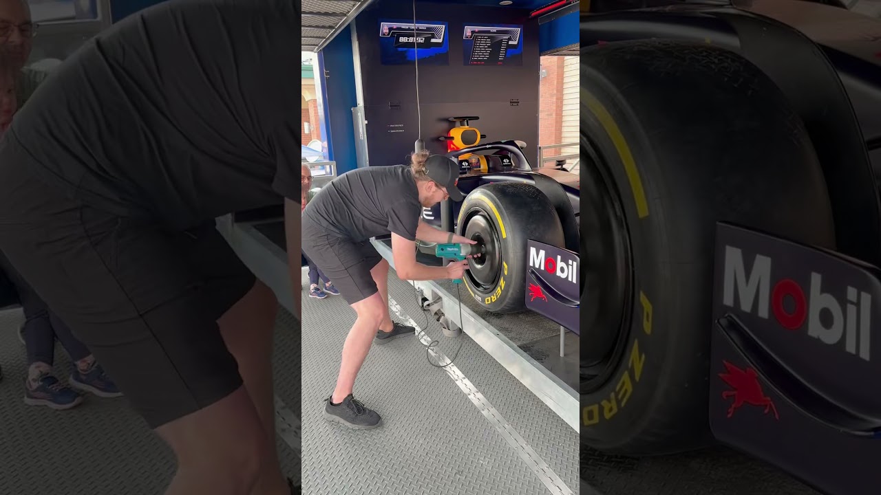 Pit Stop challenge Red Bull #F1 #redbull #pitstop