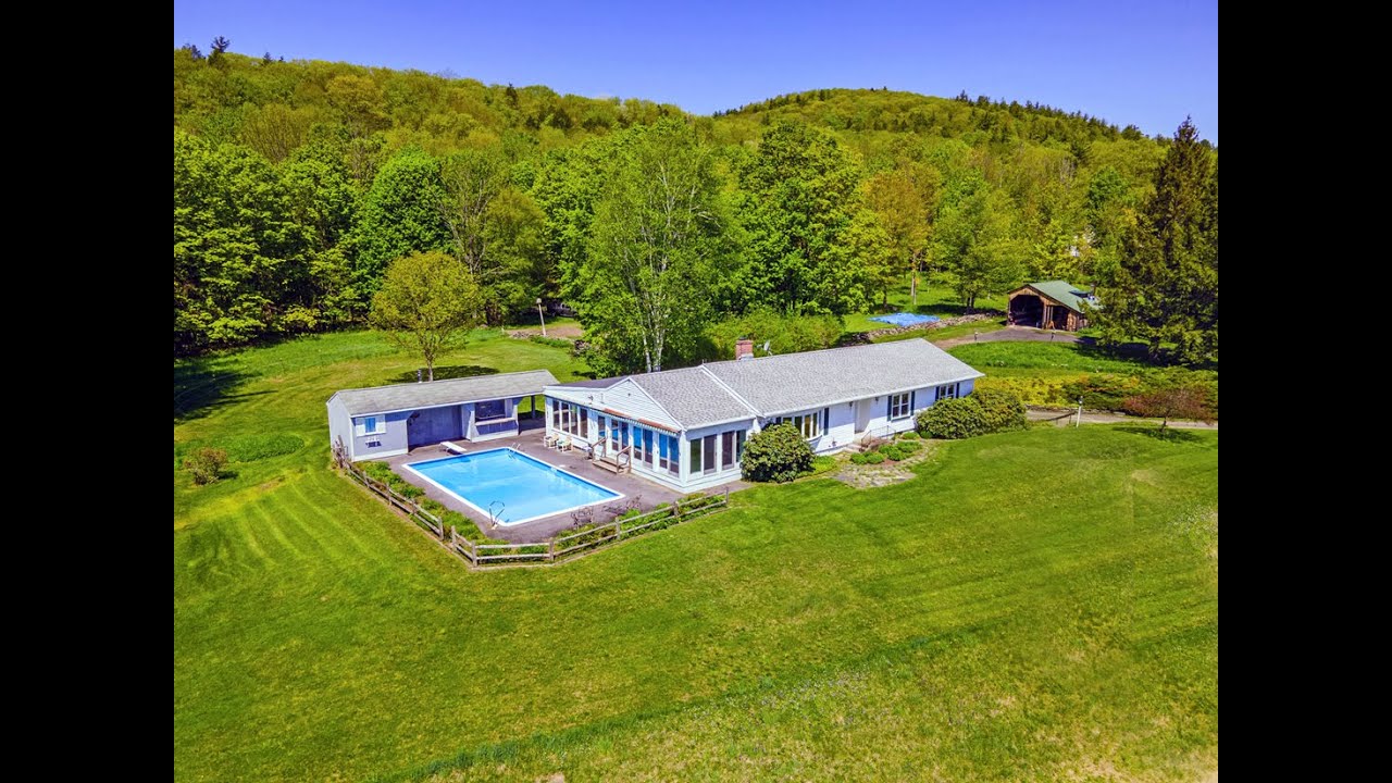 SCENIC HILLTOP RETREAT NEAR BERKSHIRE EAST