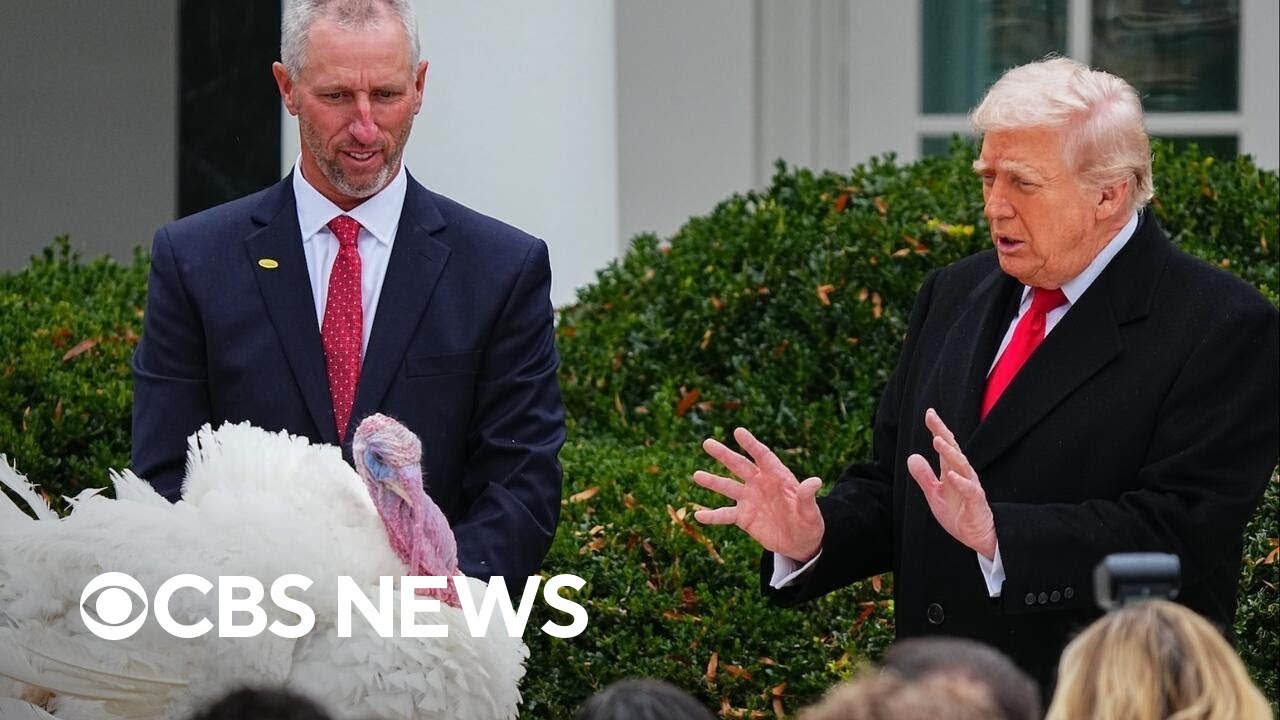 Trump slams Illinois Gov. JB Pritzker during Turkey pardon speech