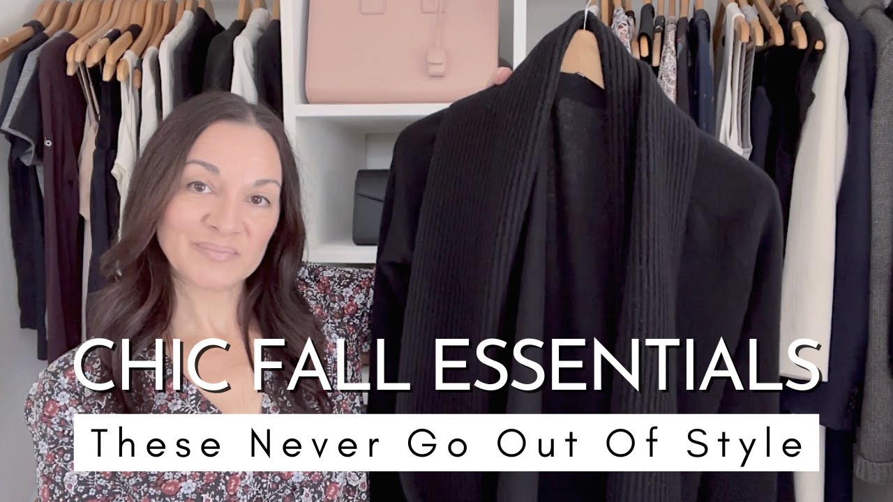 10 Fall Wardrobe Essentials That NEVER Go Out Of Style / The Capsule Wardrobe