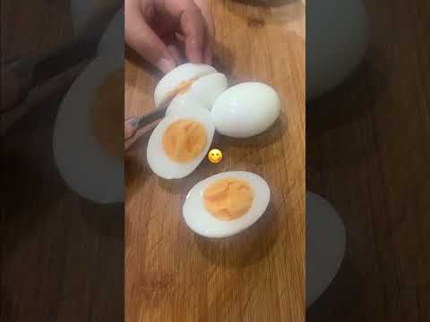 Slicing hard boiled eggs! #morning #foodvideos #satisfying #cooking