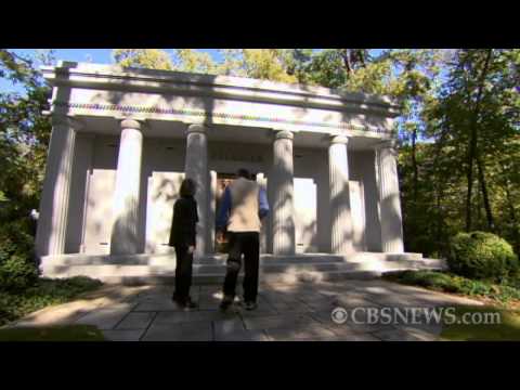 Tombstone Toruism: The Creepiest Cemeteries