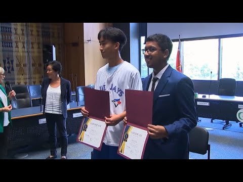 Two Toronto teens score perfect marks in school