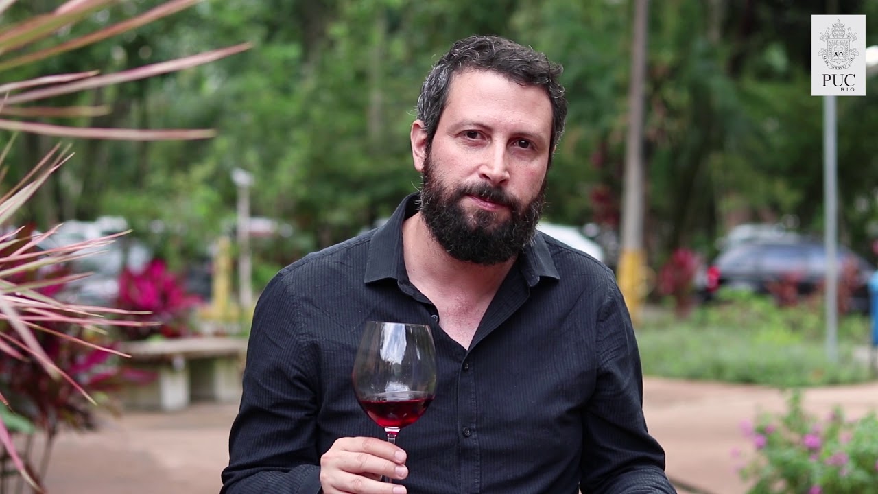 Introdução ao mundo do vinho: teoria e prática