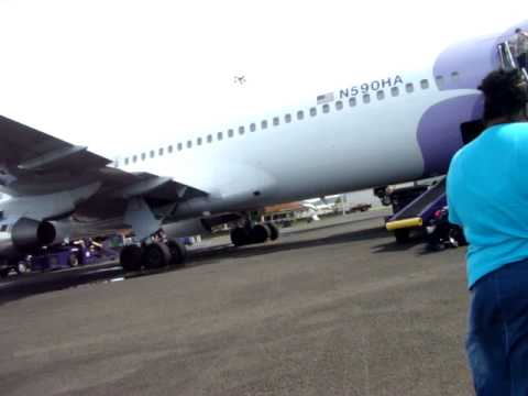 Hawaiian Airlines 767 in American Samoa