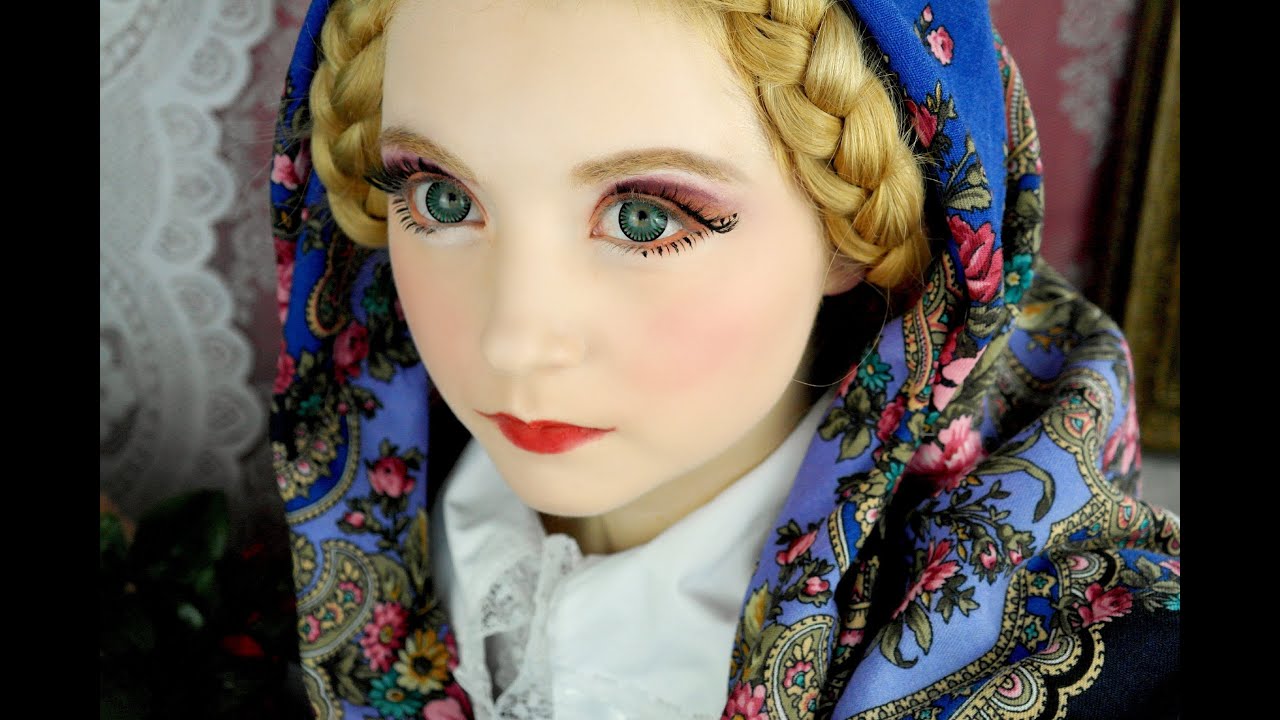 Russian Doll MATRYOSHKA Make Up