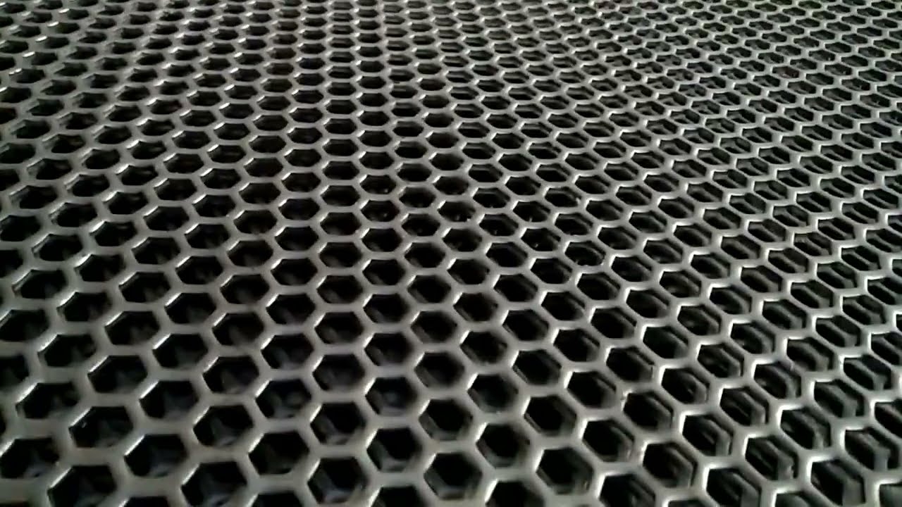 Anti Skid Galvanized steel/Aluminium / Hole Honeycomb Punching Screen Perforated Metal Mesh Sheets
