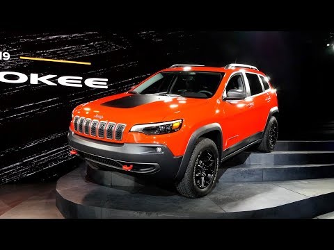 2019 Jeep Cherokee - 2018 Detroit Auto Show