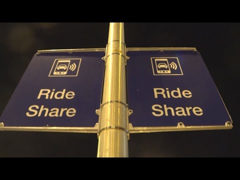 City of Phoenix delays fee increase for rideshares at Sky Harbor Airport