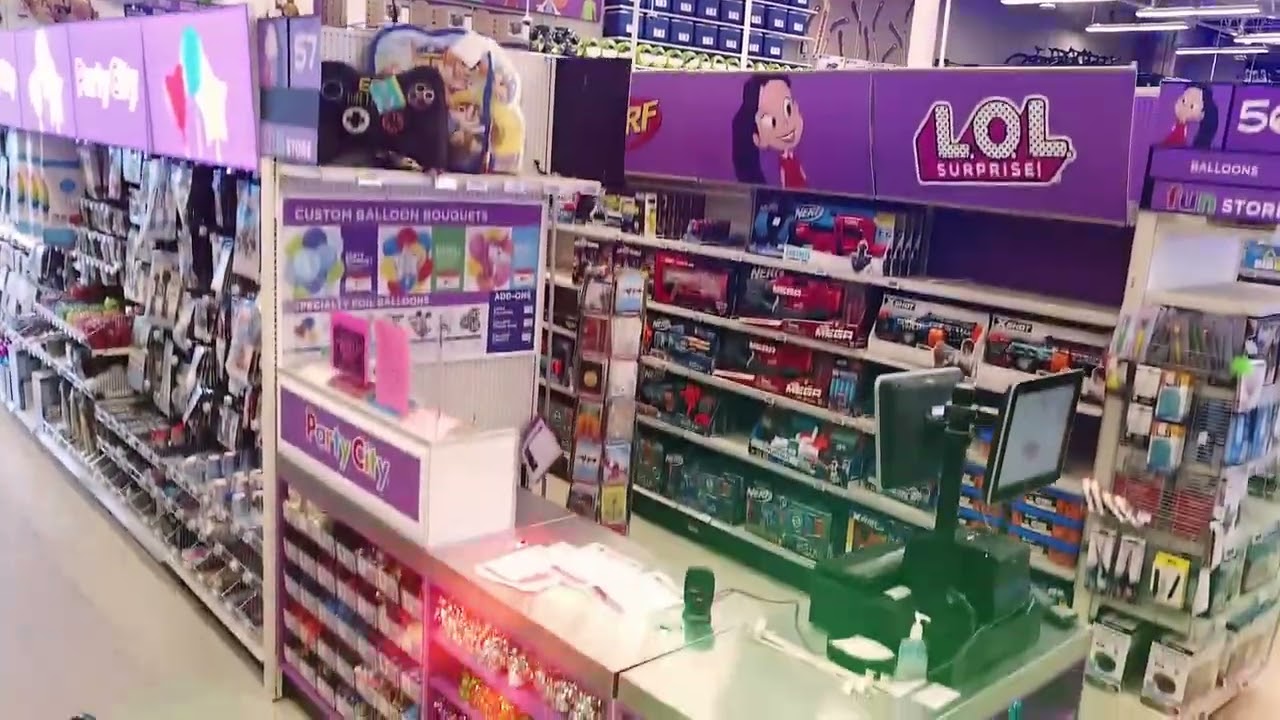 Kenoras Canadian Tire Store V1