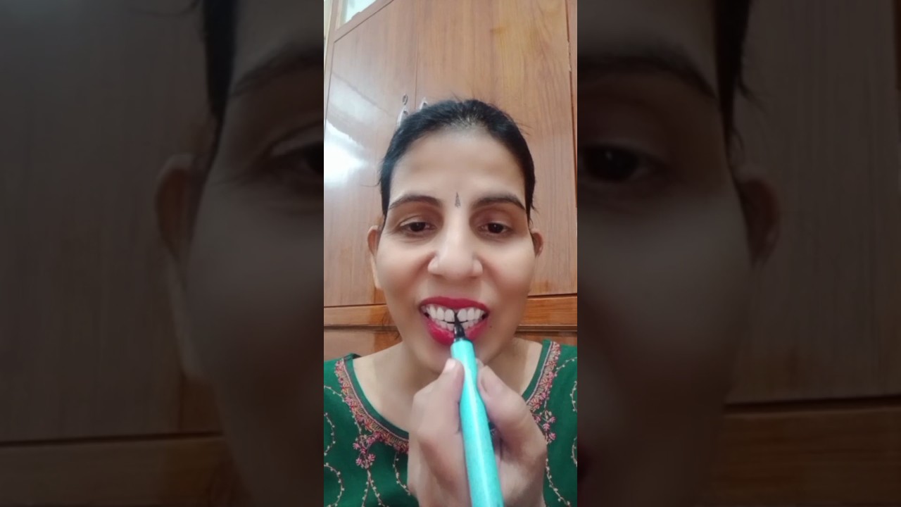 Viral Tiktok Tooth Gap Hack🤯✨ #shorts #trendinghacks #tiktok #viral #trending #makeuphacks
