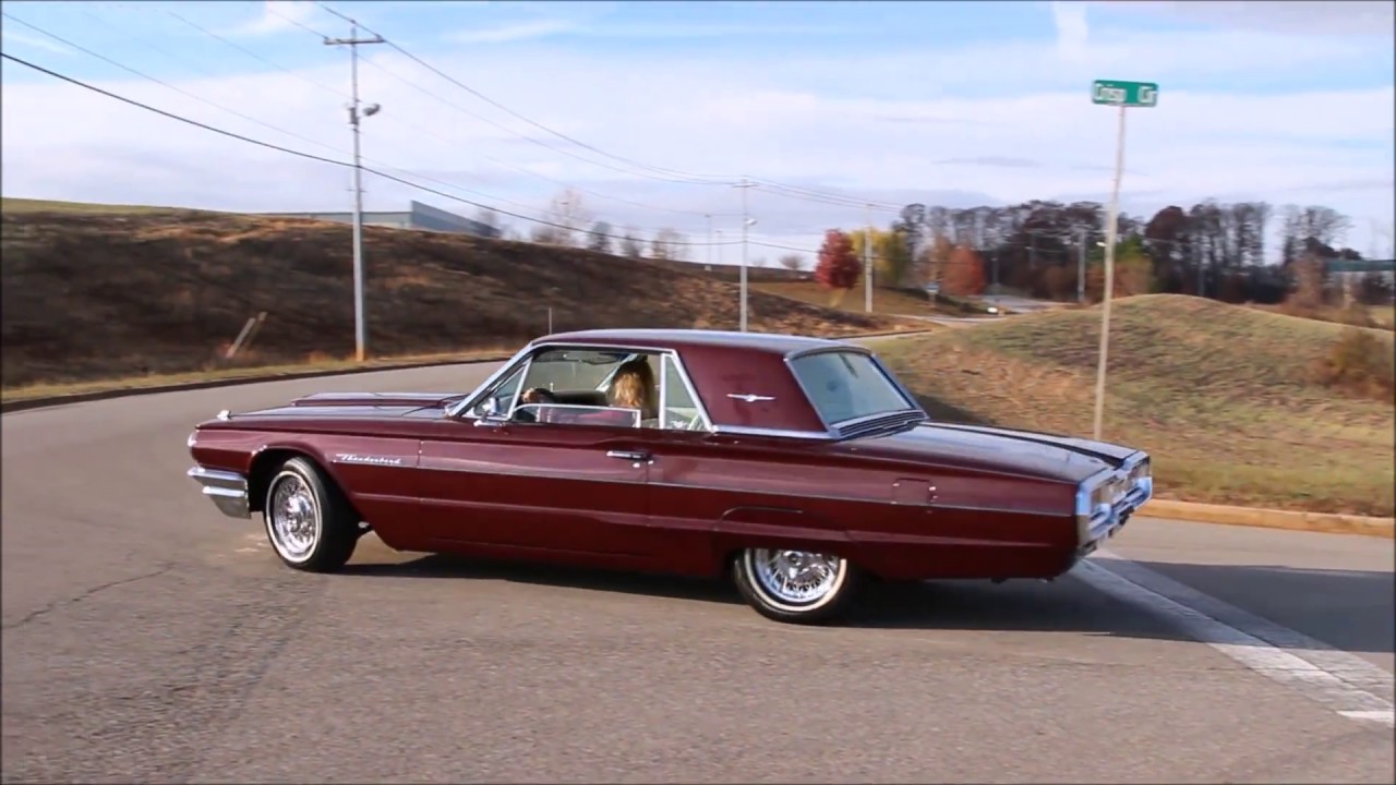 1964 Ford Thunderbird 390