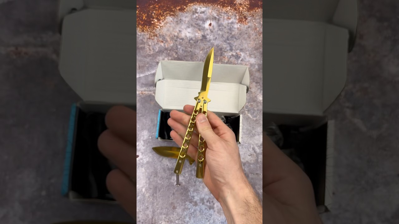 I unboxed gold mystery knives