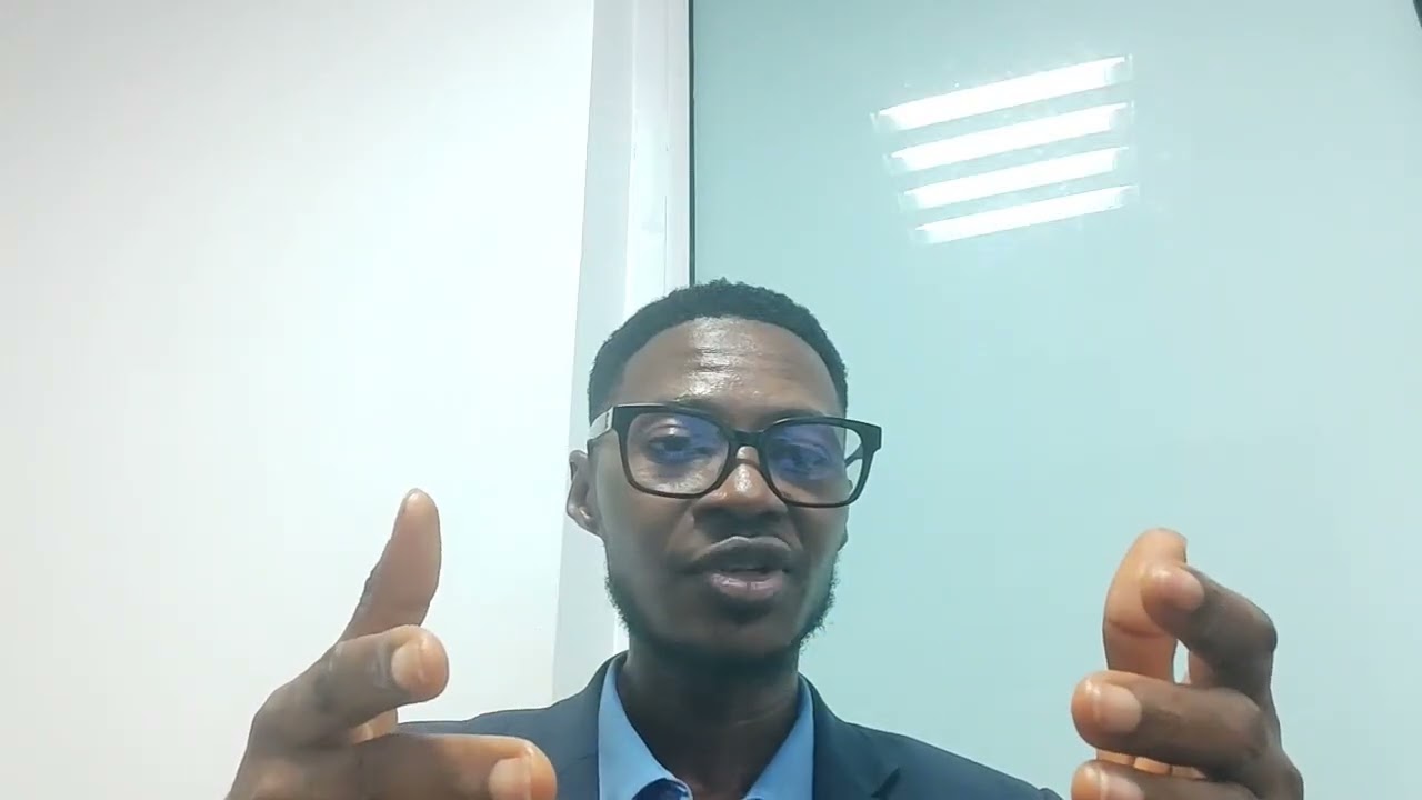 How to Become a SOC Analyst (Career Path Overview)