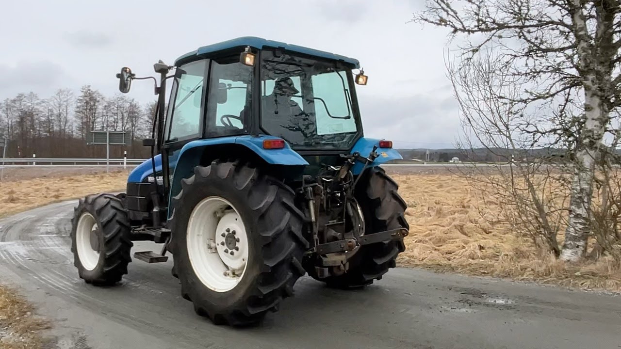 Traktor New Holland 4635, Alingsås, Klaravik auktioner