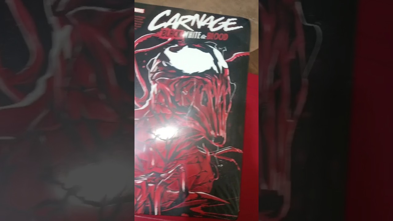 My first Marvel treasury edition and it's Carnage: Black, White and Blood!!! 🔥🔥💀 #marvelcomics