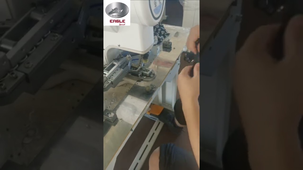 EA828A snap button attaching machine : eagle special