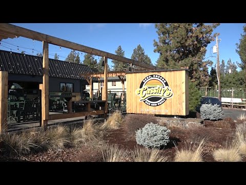 Dylan on the Ducks: Cassity's Bar and Grill is ready for the Rose Bowl