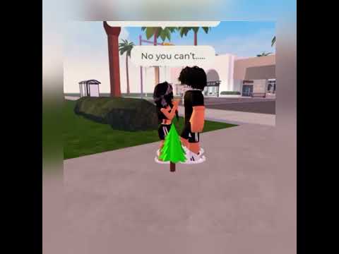 Caught online daters in berry avenue!🤨📸 #roblox #berryave #fypシ