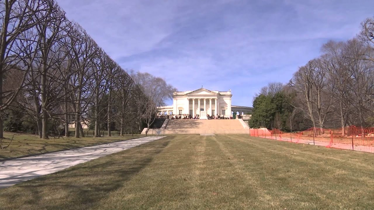 Arlington National Cemetery is Home to 8600+ Trees