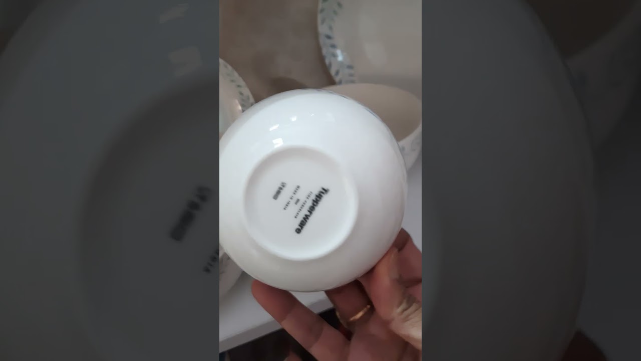 Tupperware Dining set