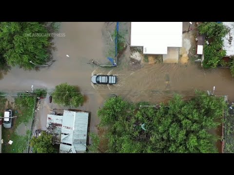 Fiona leaves floods, power outages in Puerto Rico