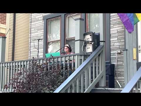 Hire Eliza Brooke Lampert - Singing Pianist in Chicago, Illinois