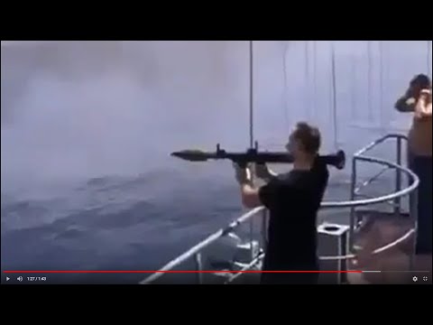 See how Russian Navy Destroys a pirate boat | Tech IT Creators