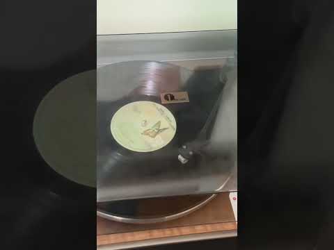 Me encontré este disco de Carly Simon en una tienda de segunda. Maravillosa!! #Carlysimon